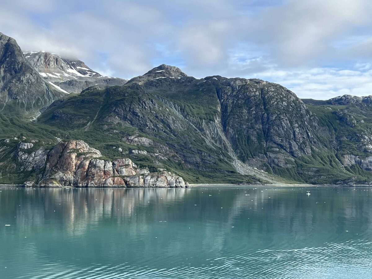 How to Visit Beautiful Glacier Bay in Alaska